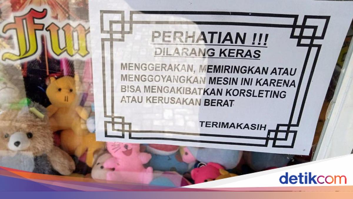 Permainan Capit Boneka Dinyatakan Haram karena Mengandung Maysir, Apa Itu?