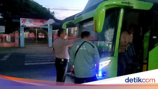 Pesepeda di Tulungagung Tewas Tertabrak Bus Gunung Harta