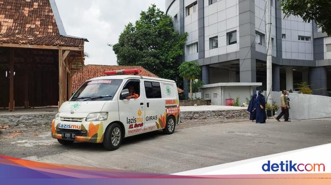 5 Jenazah Korban Laka Maut di Tol Bawen Dipulangkan ke Pasuruan