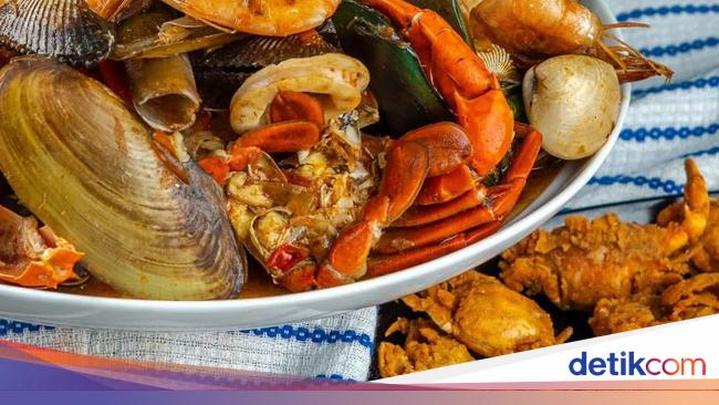Di Bandung Bisa Makan Seafood Segar di 5 Tempat Ini