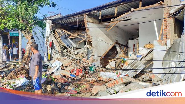 Identitas 4 Korban Tewas Kecelakaan Maut Truk Tangki Muat Solar di Banyuwangi