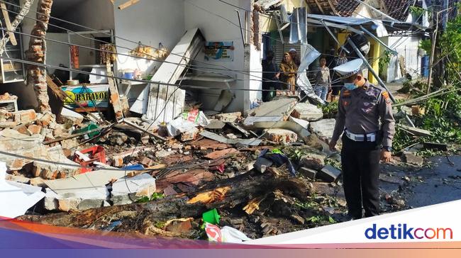 Kesaksian Warga Saat Truk Tangki Tabrak Pemotor-Warung Tewaskan 4 Orang