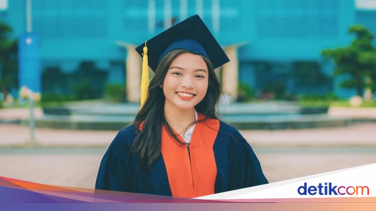 Ini Cara Penulisan Gelar Sarjana-Doktor yang Benar, S Pd hingga Ph D