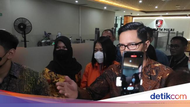 Febri Diansyah: Pak Sambo Memasrahkan Nasibnya pada Hakim