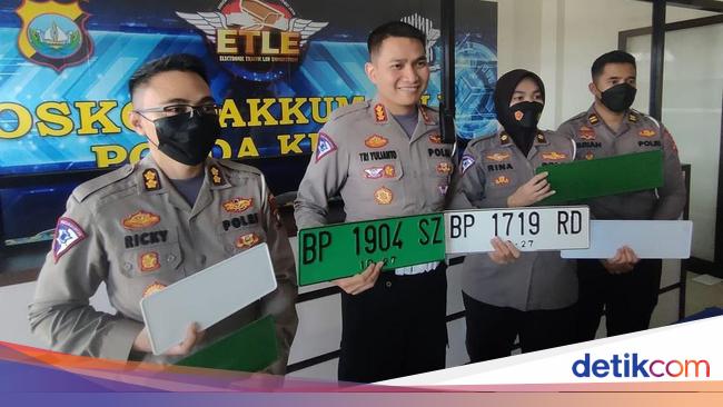 Batam Mulai Berlakukan Pelat Mobil Hijau, Siapa yang Bisa Pakai?