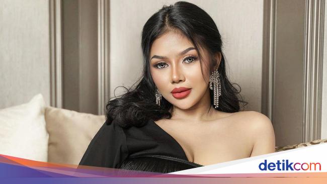Bunga Aurellie Sering Dikira Nakal karena Penampilan Seksi