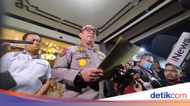 Daftar 10 Anggota Polri yang Dicopot Buntut Tragedi Kanjuruhan