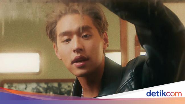 Billkin Ungkap Rasa Terpendam di Single Baru 'Please Please'