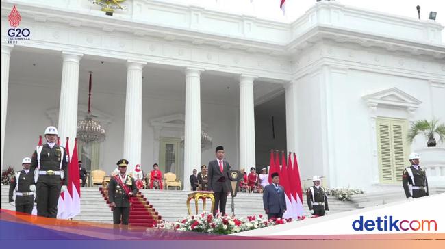 Jokowi ke TNI: Pegang Teguh Jati Diri sebagai Tentara Rakyat