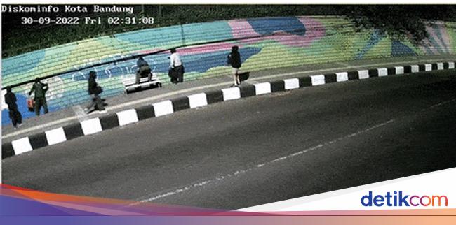 8 Pelaku Vandalisme di Baksil Bandung Terekam CCTV!