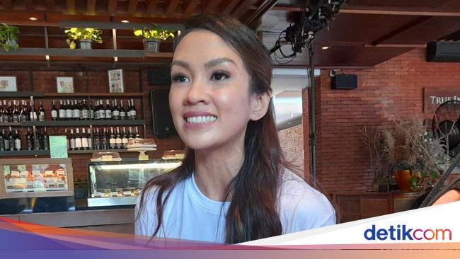 Potret Melanie Putria yang Punya Bodi Bak ABG di Usia 40 Tahun, Apa Rahasianya?