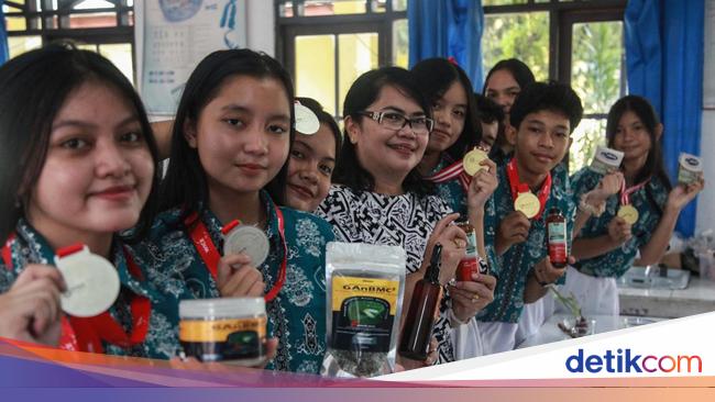 Siswa SMAN 2 Palangka Raya Raih Medali Emas WICE 2022