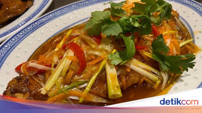 5 Menu Legendaris di Restoran Eka Ria yang Bertahan 97 Tahun