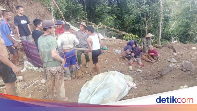 4 Warga Lebak Banten Tertimbun Tanah Longsor, 2 Tewas