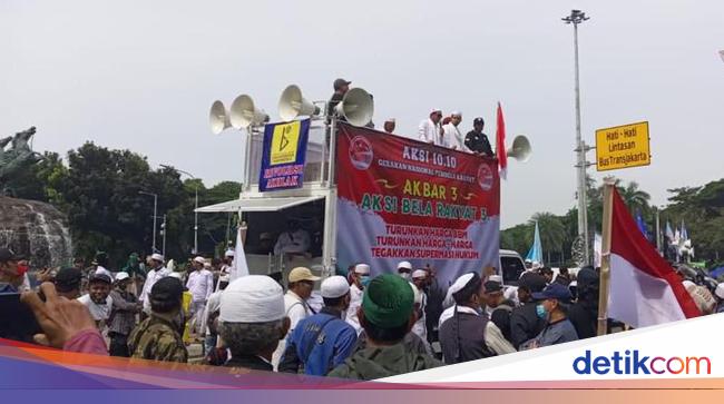Ada Aksi 1010 di Patung Kuda, Lalin ke Arah Istana Ditutup