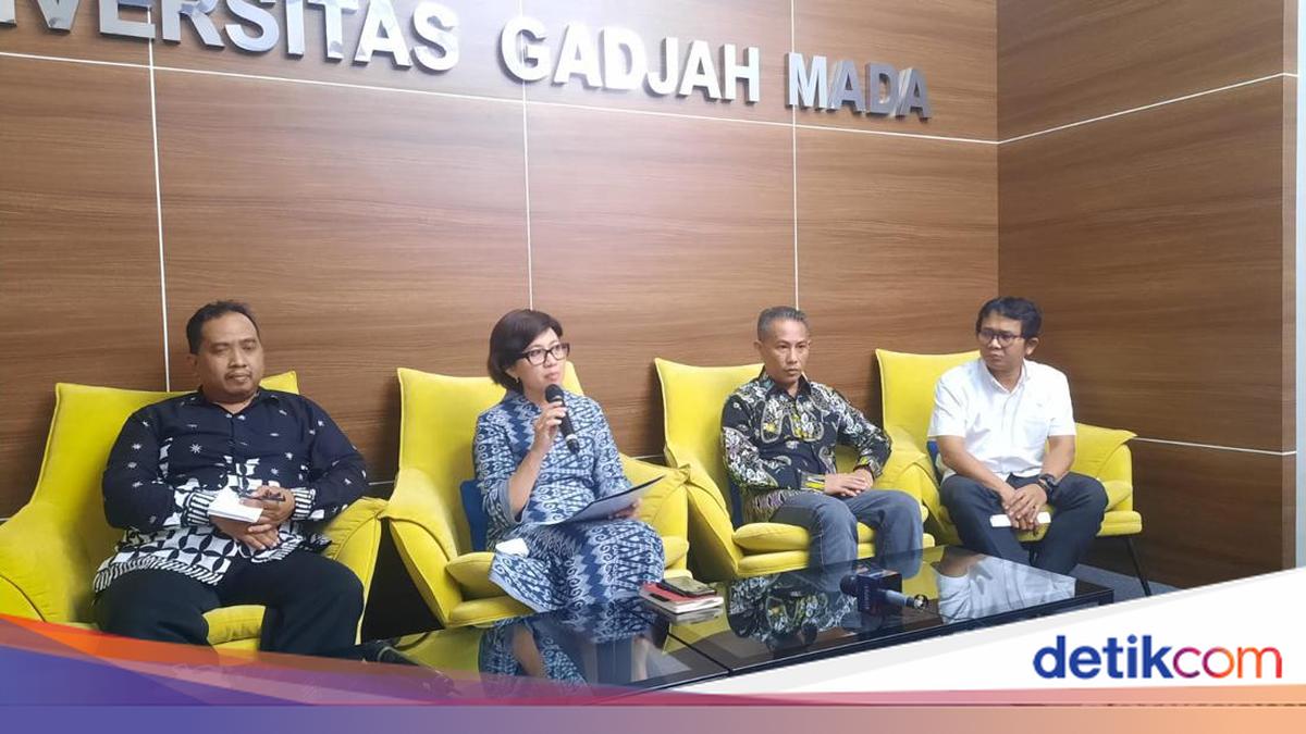 Dekan Fakultas Kehutanan UGM Bandingkan Ijazah Jokowi dan Teman Seangkatan