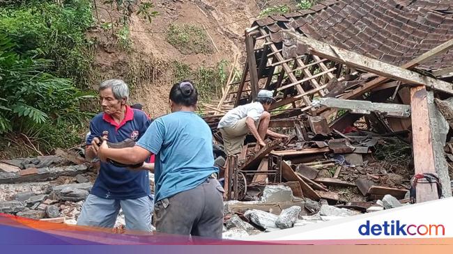 Tebing 15 Meter di Perbukitan Menoreh Longsor, Satu Keluarga Sempat Terjebak
