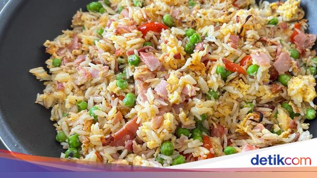 Resep Nasi Goreng Putih ala Restoran Chinese Food yang Sedap Bumbunya