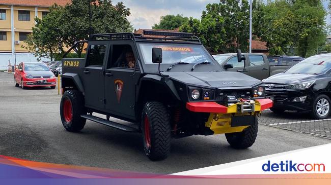 Keren! Maung 4x4 Korps Brimob, Cocok untuk Menerbas di Medan Ekstrem