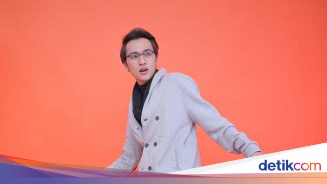 Makin Mirip Oppa Korea, Ryan D'Angga Kembali dengan Karya Baru Makin Mirip Oppa Korea, Ryan D'Angga Kembali dengan Karya Baru