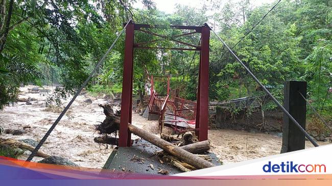 5 Jembatan Putus akibat Banjir di Jembrana, Ratusan Warga Terisolasi