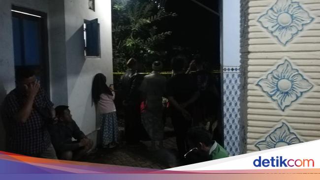 Kesaksian Warga Ledakan Hancurkan Rumah Warga Pasuruan: Mencekam-Asap Semua Kesaksian Warga Ledakan Hancurkan Rumah Warga Pasuruan: Mencekam-Asap Semua