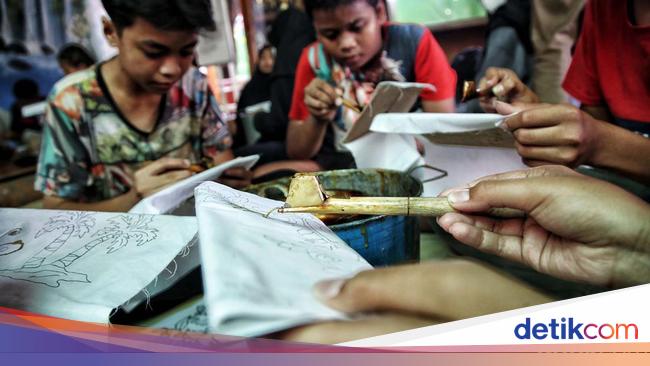 Belajar Membatik Sejak Dini