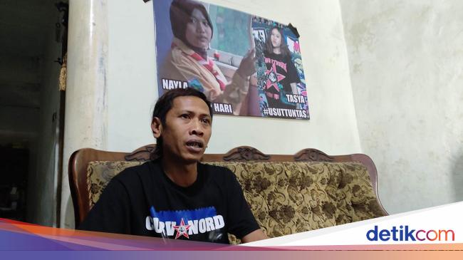 Keluarga Korban Meninggal Tragedi Kanjuruhan Kembali Ajukan Autopsi Jenazah Keluarga Korban Meninggal Tragedi Kanjuruhan Kembali Ajukan Autopsi Jenazah