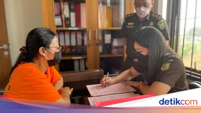 Tersangka Korupsi LPD Ambengan Badung Dilimpahkan ke Jaksa