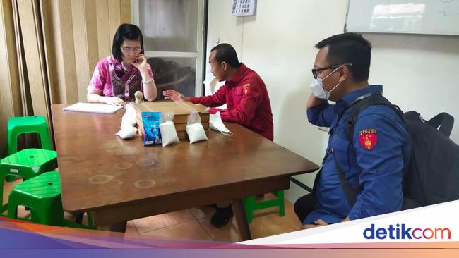 Jaksa Geledah 3 Lokasi Terkait Kasus Impor Garam