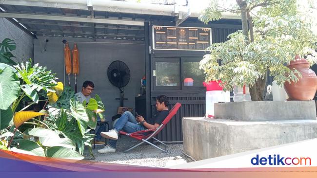 Mburi Umah, Kedai Kopi 'Hidden Gem' di Cirebon