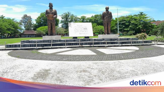 Sejarah Lapangan Merdeka dan Patung Soekarno di Pangandaran