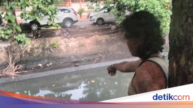 Tercebur Sungai Saat Hujan Deras, Bocah di Surabaya Tewas Tenggelam Tercebur Sungai Saat Hujan Deras, Bocah di Surabaya Tewas Tenggelam