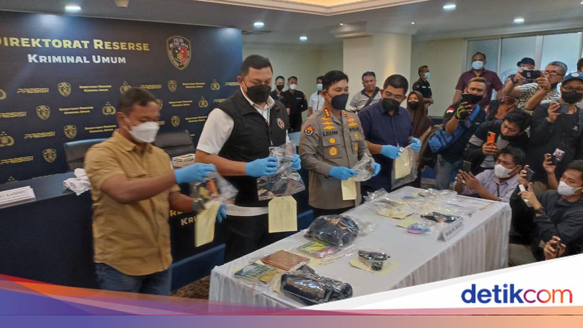 Densus 88 Sarankan Siti Elina yang Coba Terobos Istana Diperiksa Psikiater