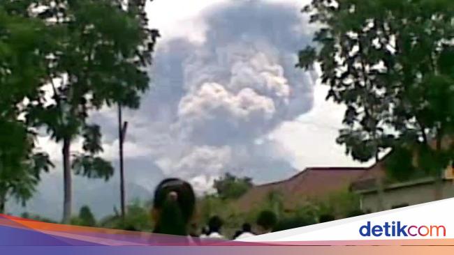Horor Erupsi Merapi 2010: Warga Panik Berlarian-Nenek Tewas Terkena ...