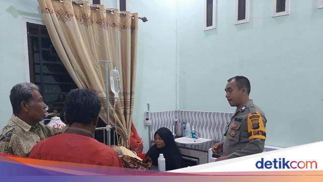 Diduga Keracunan, 13 Warga Madina Sumut Muntah-muntah Usai Makan Sate Diduga Keracunan, 13 Warga Madina Sumut Muntah-muntah Usai Makan Sate