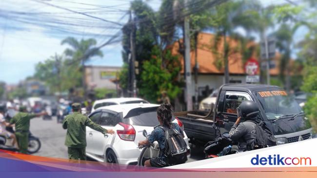 Macet Kian Parah, Uji Coba Rekayasa Lalin di Tibubeneng Diprotes Turis
