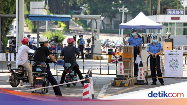 Buntut Demo Rusuh, China Lockdown Kota Lokasi Pabrik Terbesar iPhone
