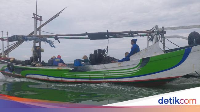 14 Perahu Nelayan Pakai Jaring Trawl Diamankan di Gresik, 337 Kg Ikan ...
