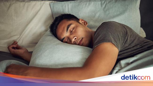 Surah Pengantar Tidur ala Rasulullah SAW, Amalkan Tiap Malam Yuk!