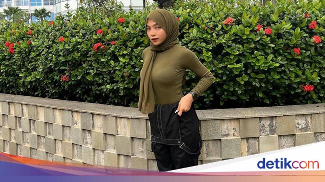 Oklin Fia Sering Ditanya Kekasih Saat Lebaran, Ngaku Belum Pernah Pacaran Sama Sekali