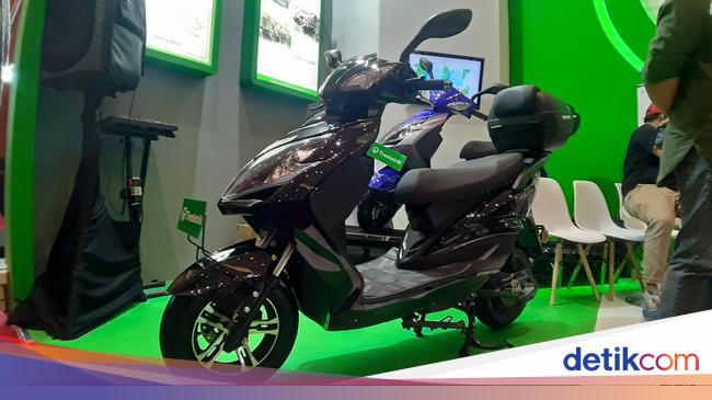 Promo Motor Listrik di IMOS 2022: Ada Diskon sampai Gratis Aksesori
