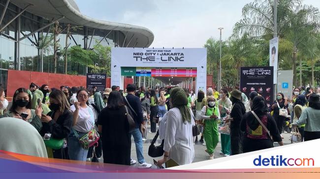 Gimmick Lempar Bola di Konser NCT 127 Bikin Fans Chaos hingga Pingsan