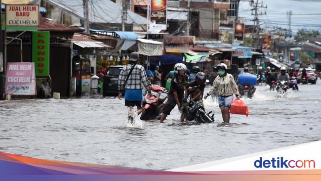 Motor Habis Lewati Banjir, Perlu Langsung Ganti Oli?