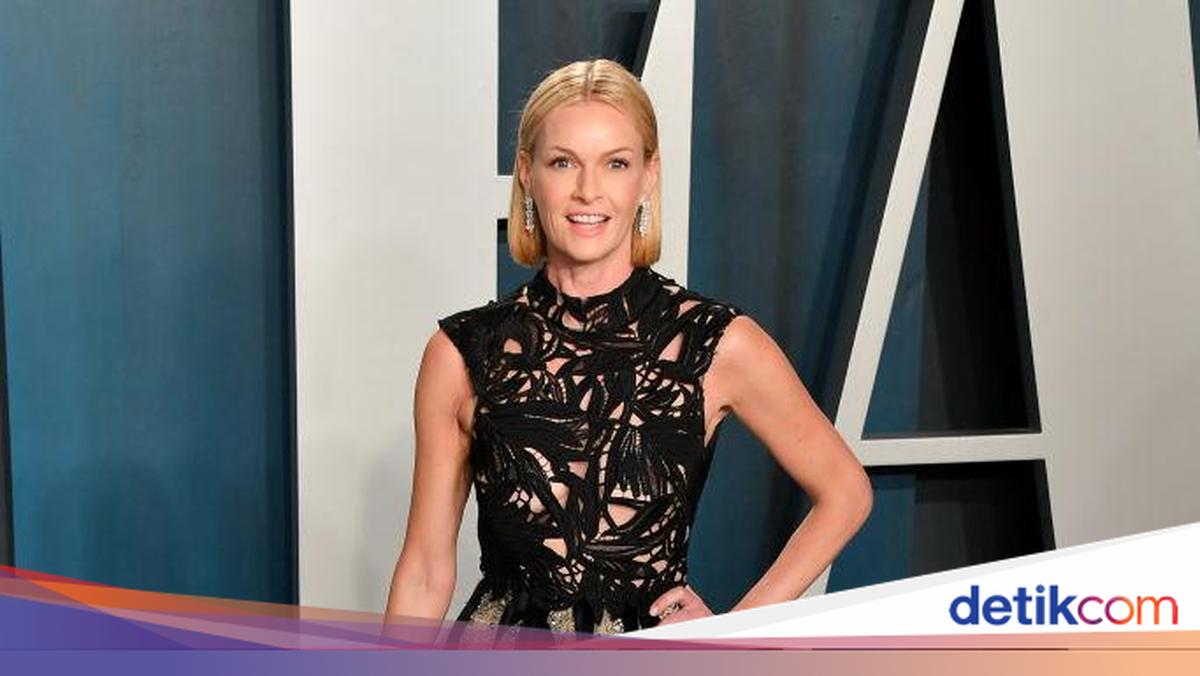 8 Pesona Sarah, Model yang Kini Jadi Istri Bos Media Berharta Rp 70 Triliun