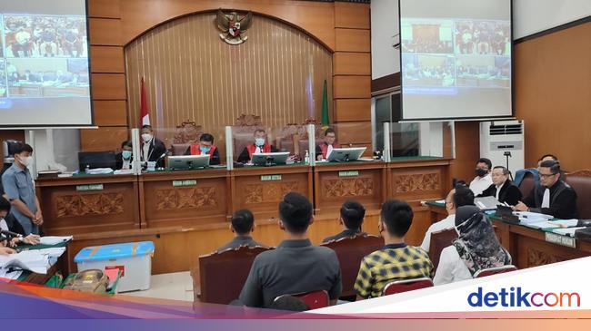Teka-teki Keberadaan HP Yosua Usai Penembakan di Rumah Sambo Mulai ... Teka-teki Keberadaan HP Yosua Usai Penembakan di Rumah Sambo Mulai ...