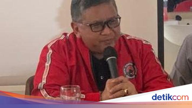 Sindiran Menohok Hasto, Buka-bukaan Kepala Daerah yang Tak Klop dengan Emil Sindiran Menohok Hasto, Buka-bukaan Kepala Daerah yang Tak Klop dengan Emil