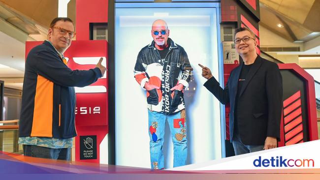 V2 Luncurkan Proto M, Hologram Portabel Rp 375 Jutaan