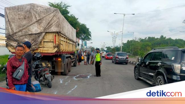 Anak Terlempar Saat Dibonceng Bapak Berakhir Tewas Terlindas Truk di Gresik