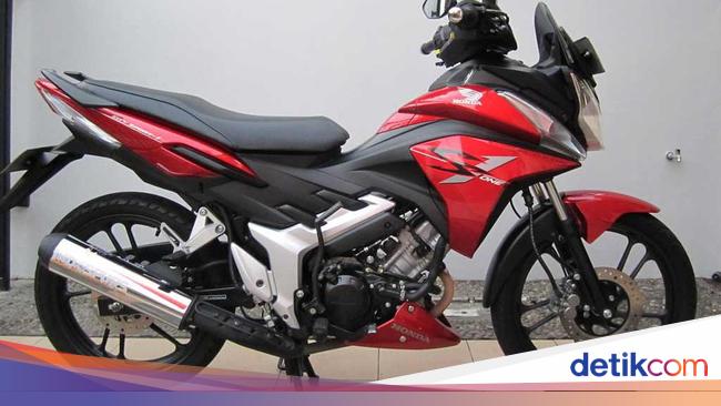Mengenang Honda CS1, Motor 'Kawin Silang' yang Populer di Masanya